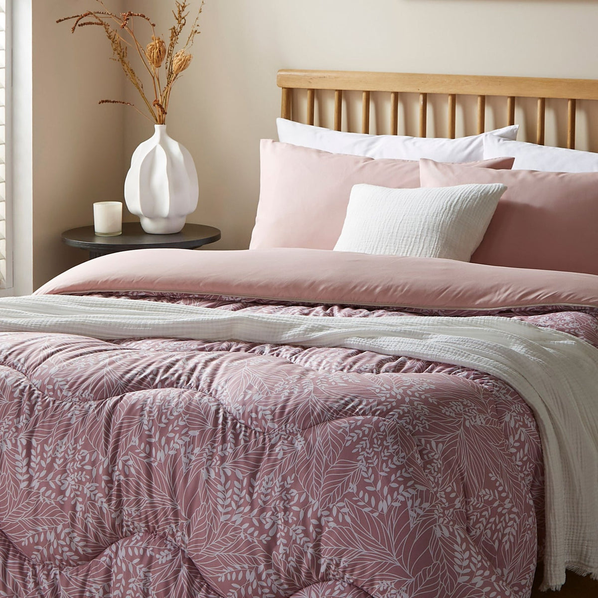 Night Lark Linear Leaf Coverless Duvet Set – Andersons of Inverurie