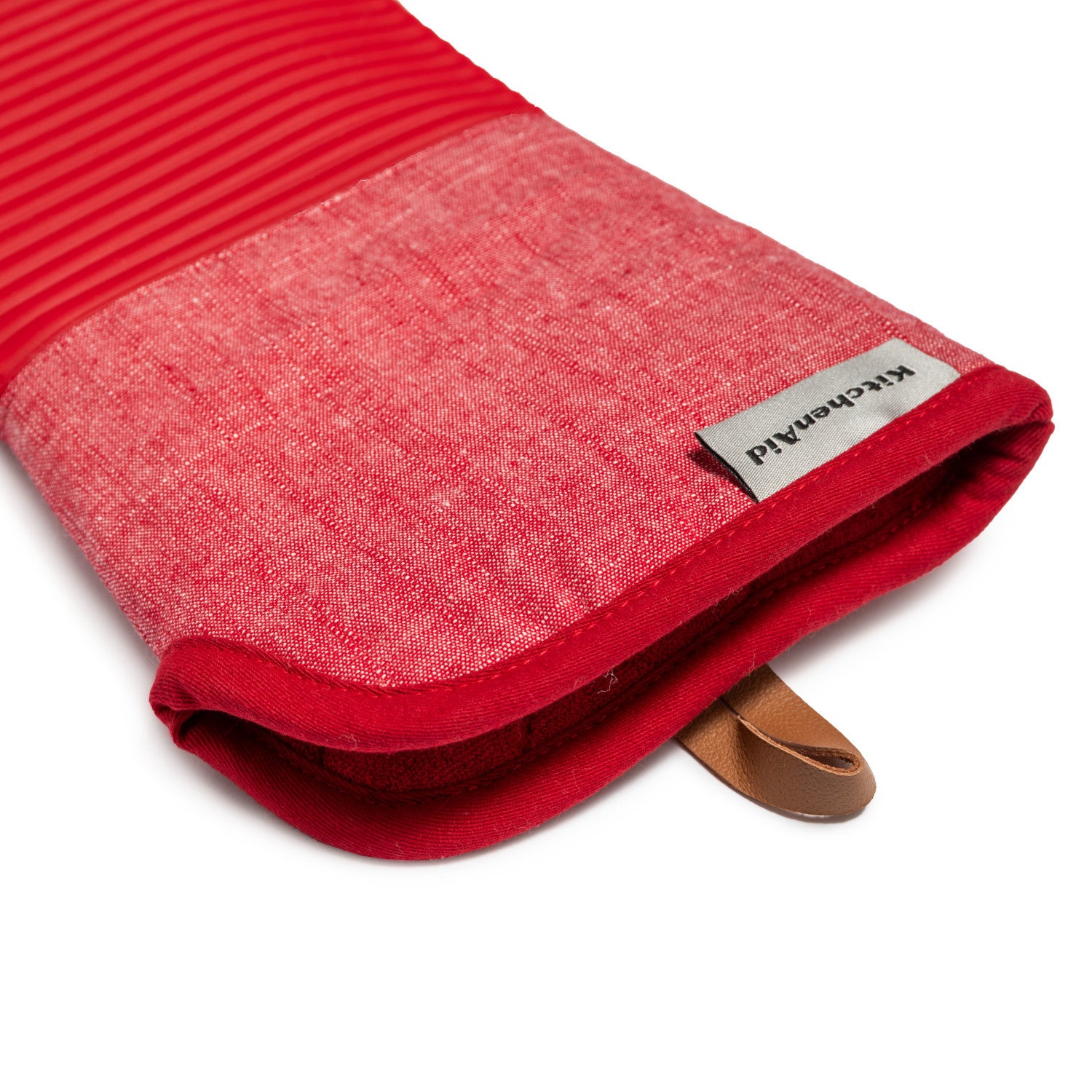 KitchenAid Ribbed Soft Silicone Oven Glove, Empire Red – Andersons of ...